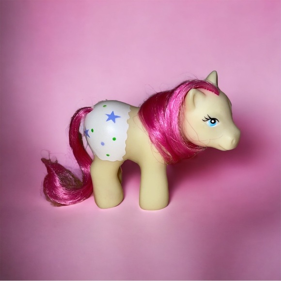 My Little Pony | Accessories | 984 Vintage My Little Pony Yellow Horse ...